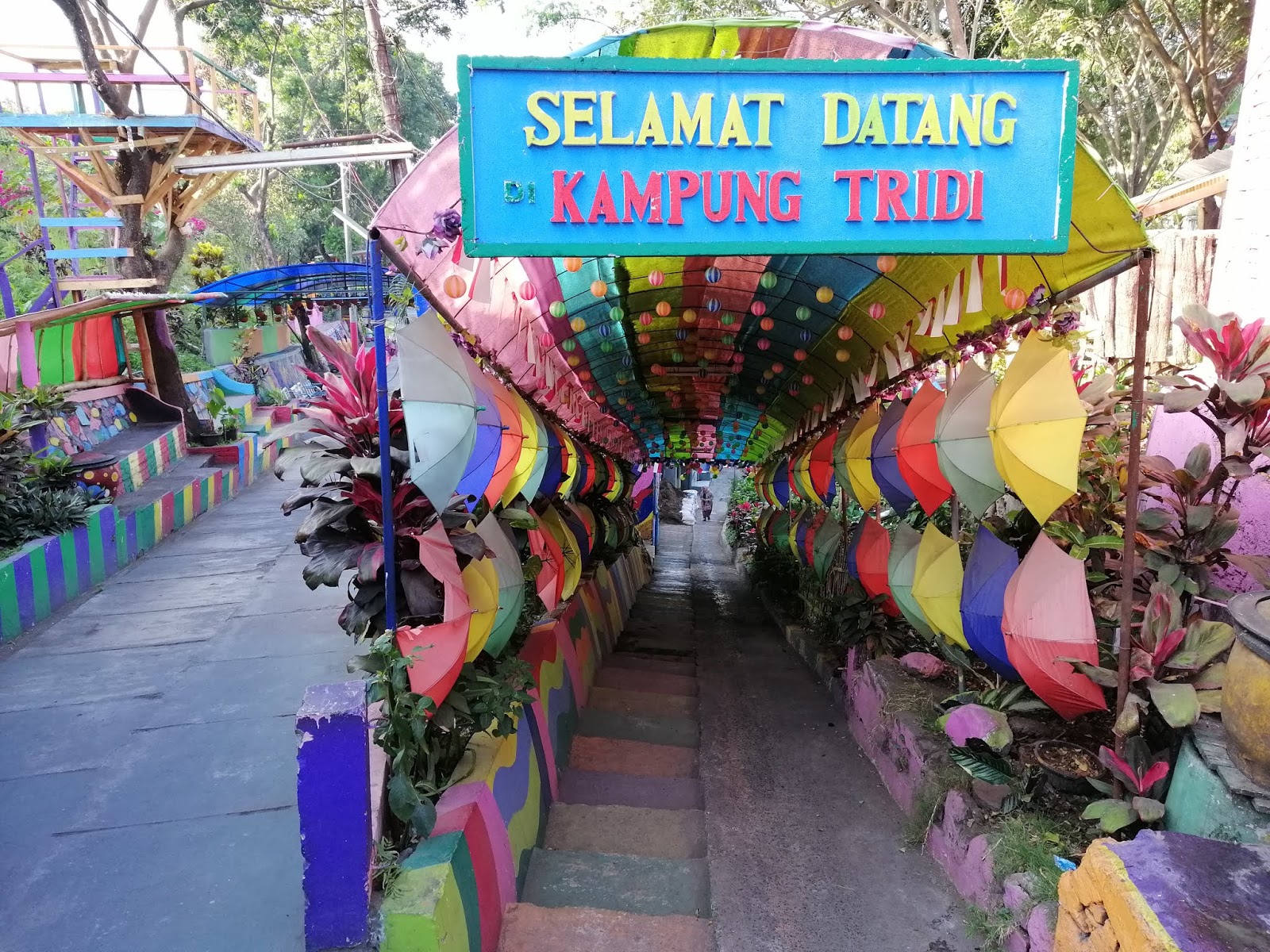 Javatrip Part 7 : Kampung Tridi