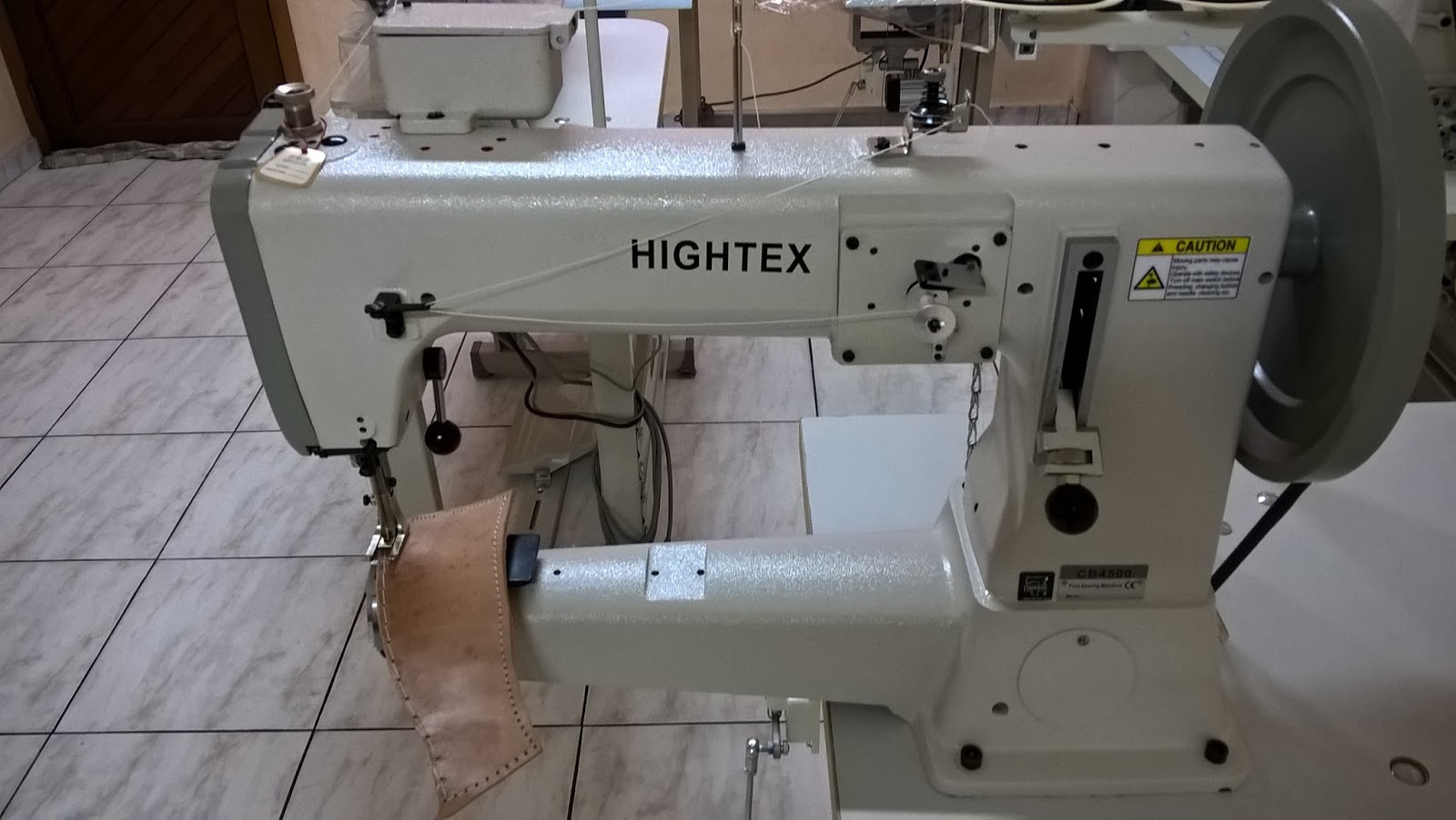 TAMER HIGHTEX SEWING MACHINE: MÁQUINA DE COSTURA PARA SELARIA, COLDRES ...