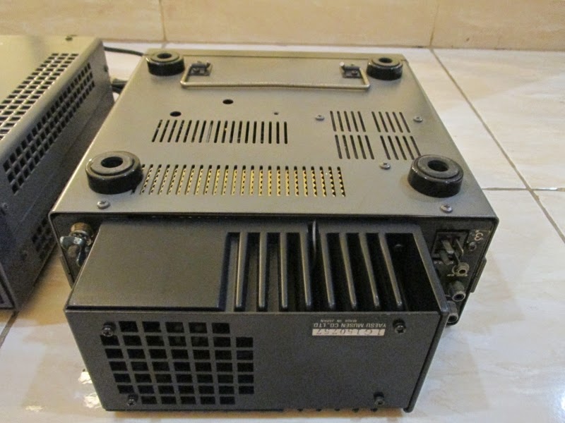 Gromikom Radio: Yaesu FT-707 HF SSB Transceiver + FP-707 PSU