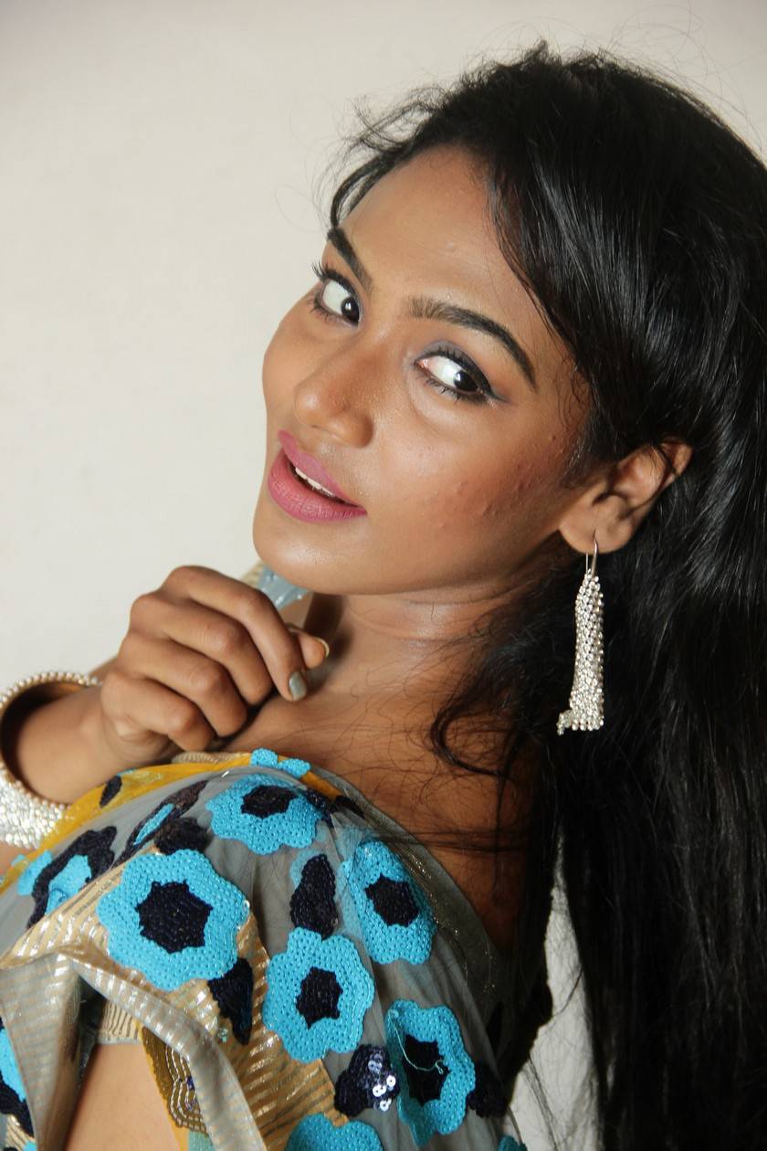 Risha Latest Hot Glamourous Saree PhotoShoot Images At Iyakunar Movie ...