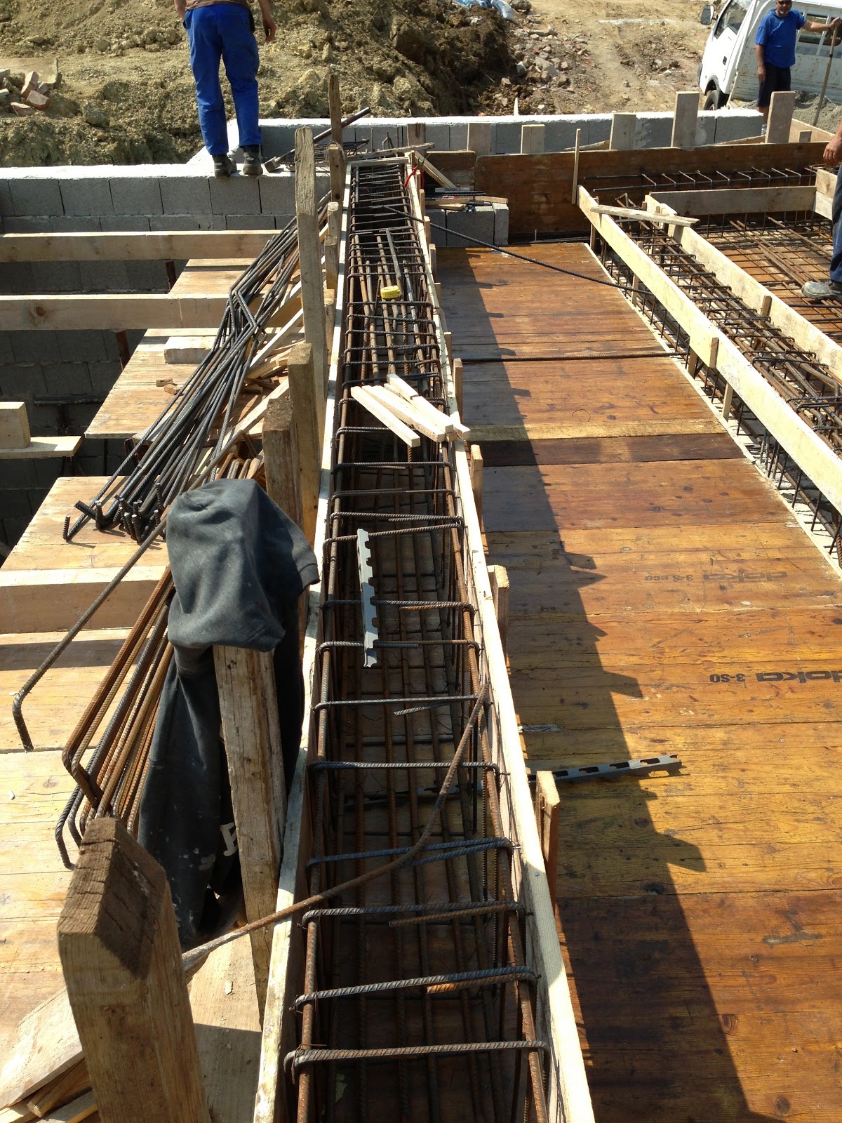 Burcsa Ingatlaniroda: Monolit vasbetonfödém készítése