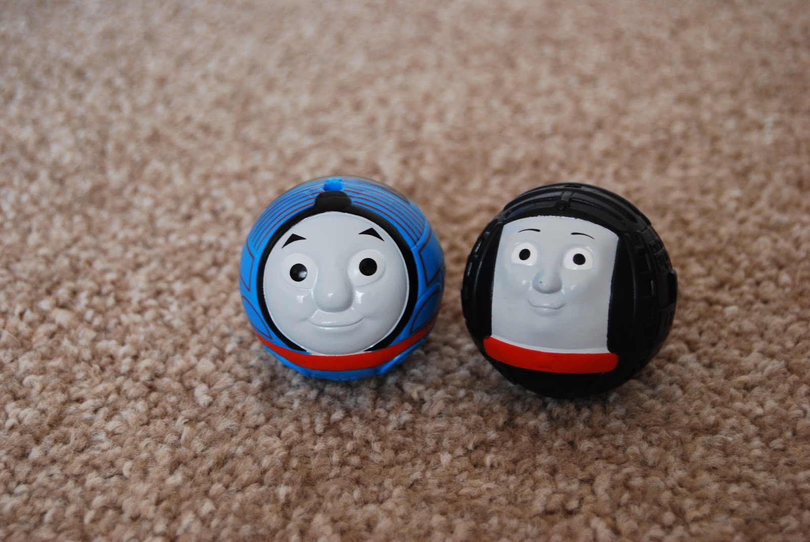 Chic Geek Diary: My First Thomas & Friends Rail Rollers Spiral Station ...