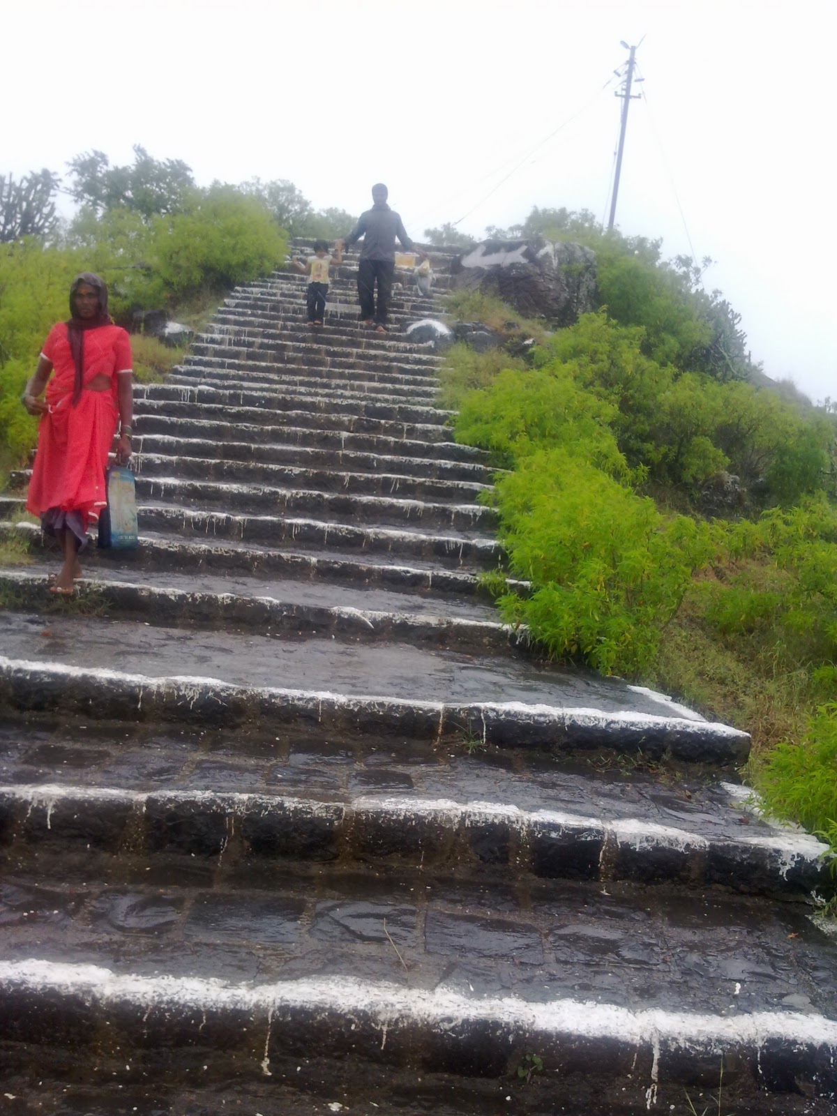 My Picnic Trip around Pune: My picnic trip around Pune - Jejuri Juna ...