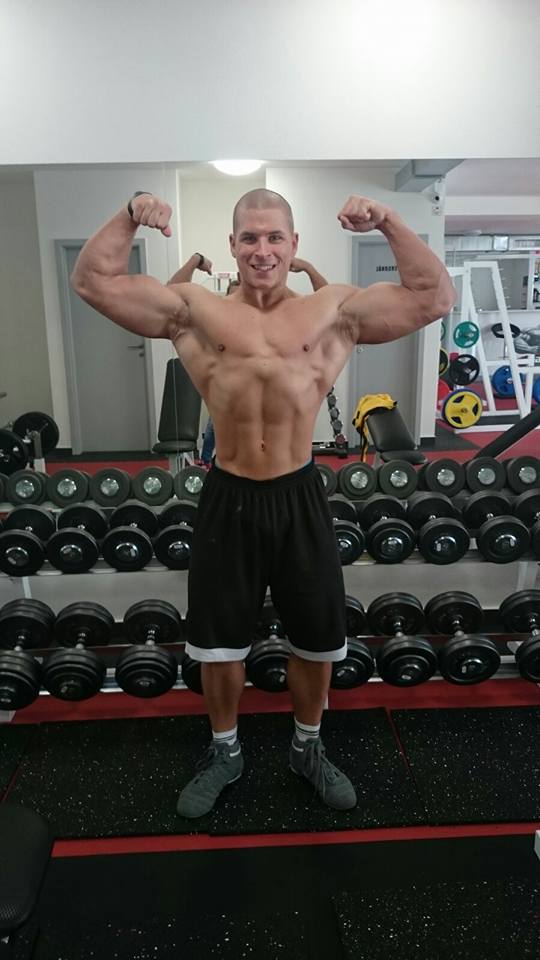 the beauty of male muscle: Vladimir