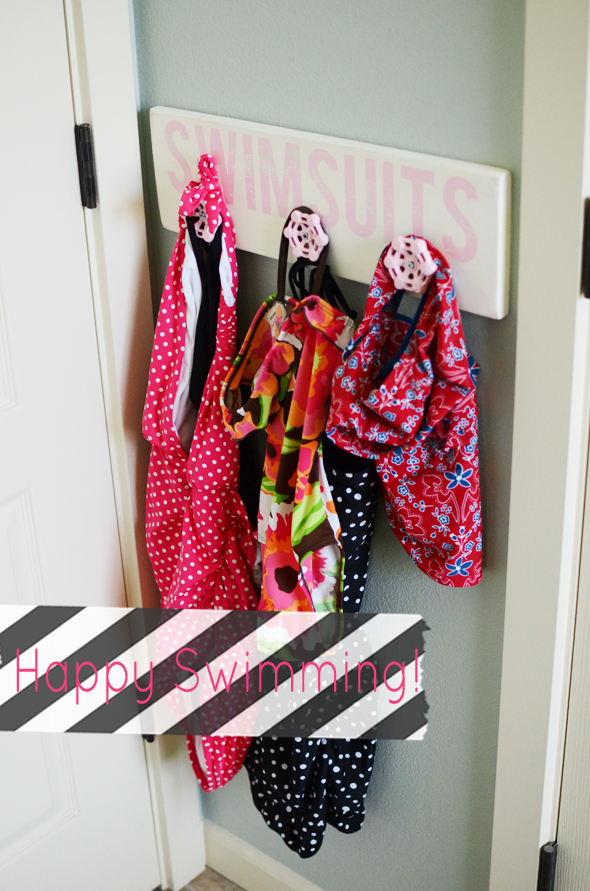 Ruffled Sunshine: Swimsuits Rack: DIY