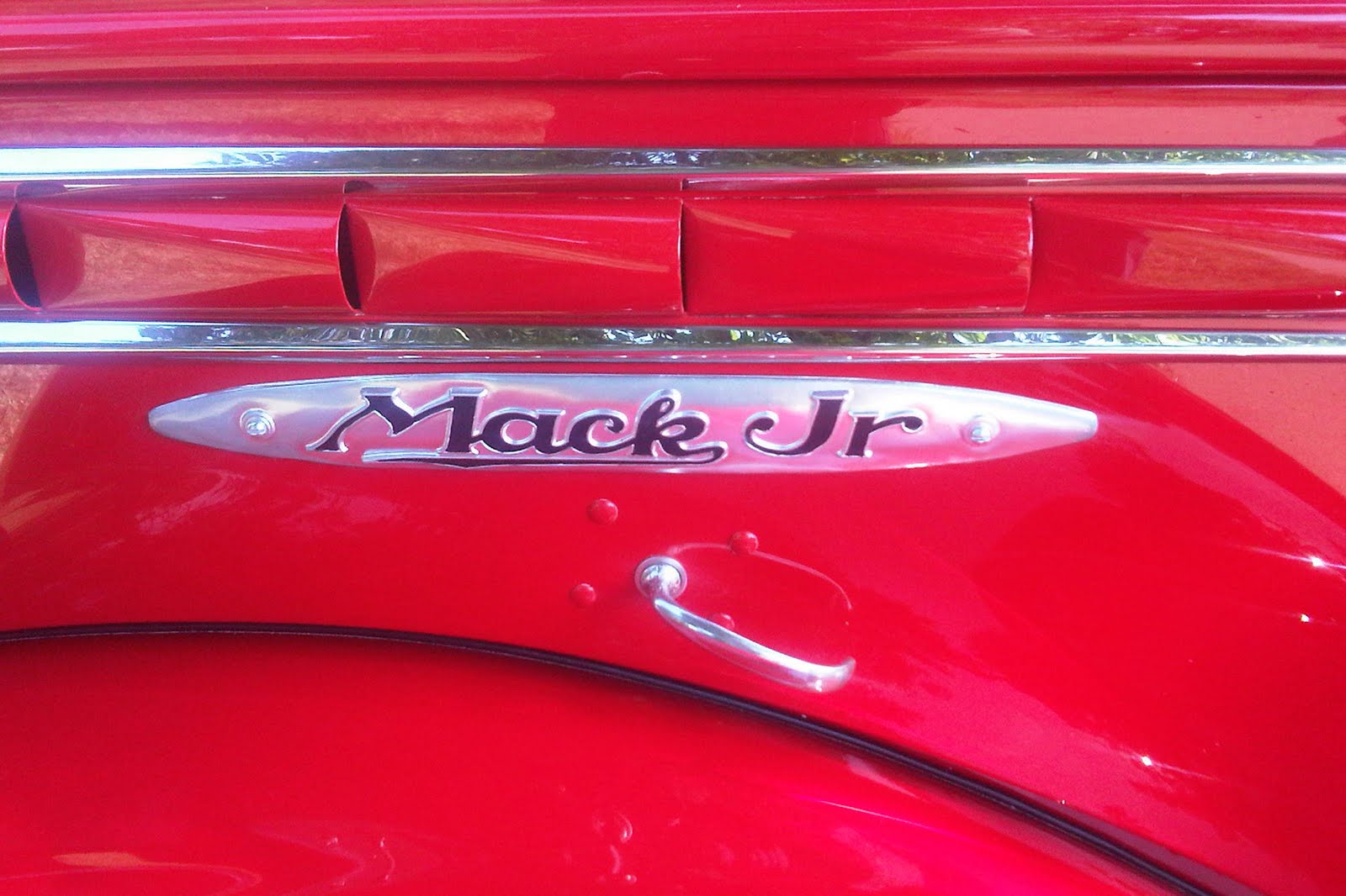 THE STREET PEEP: SUBMISSION: 1937 Mack Jr. Pickup