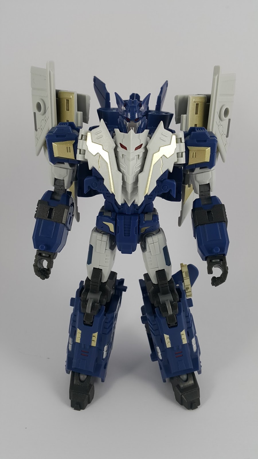 eToys Collection: TFC Hades H-01 Minos Review