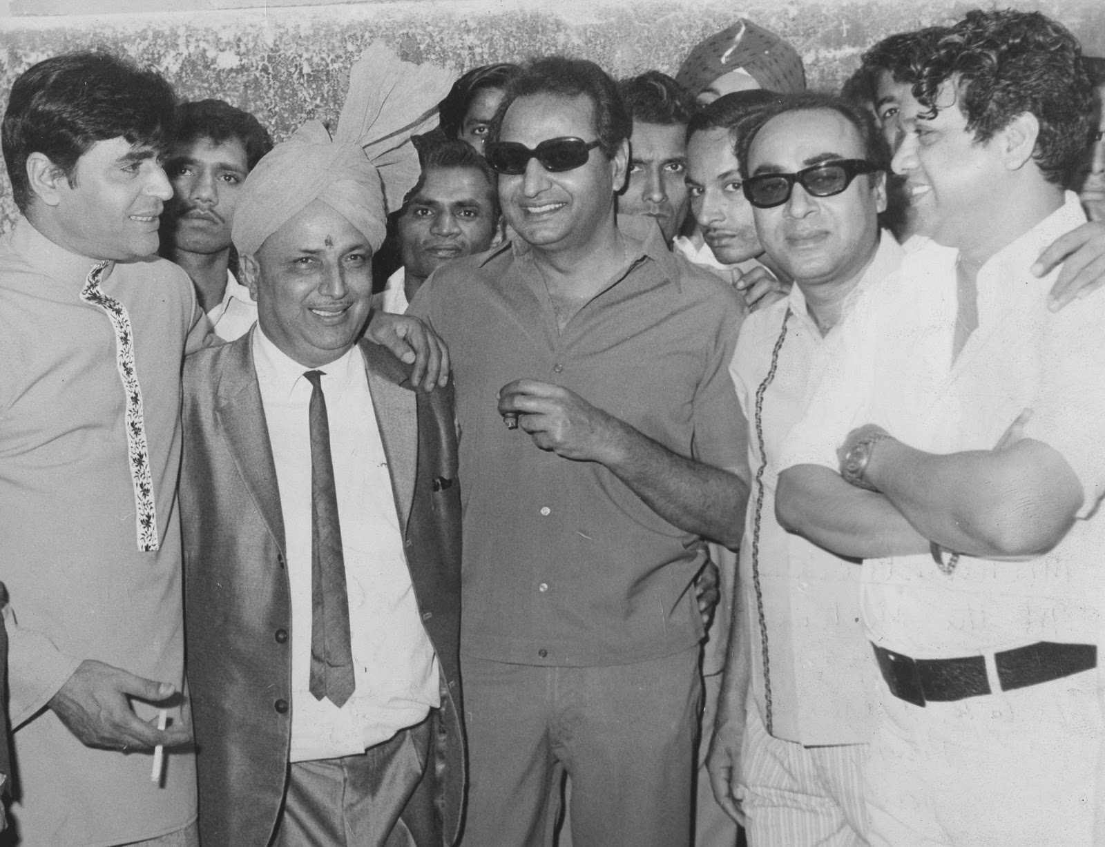 Vintage bollywood, Indian bollywood, Bollywood