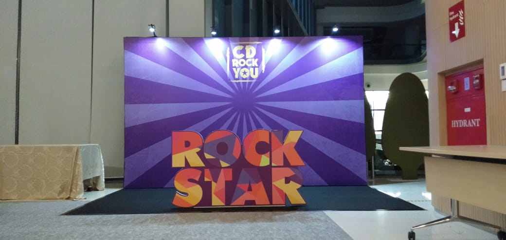 backdrop photo booth event