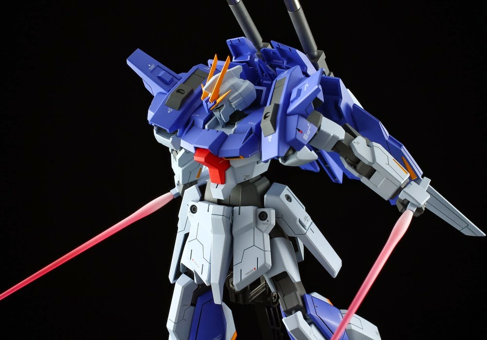 Gundam Family: HG 1/144 Lightning Gundam + Back Weapon System Custom Build
