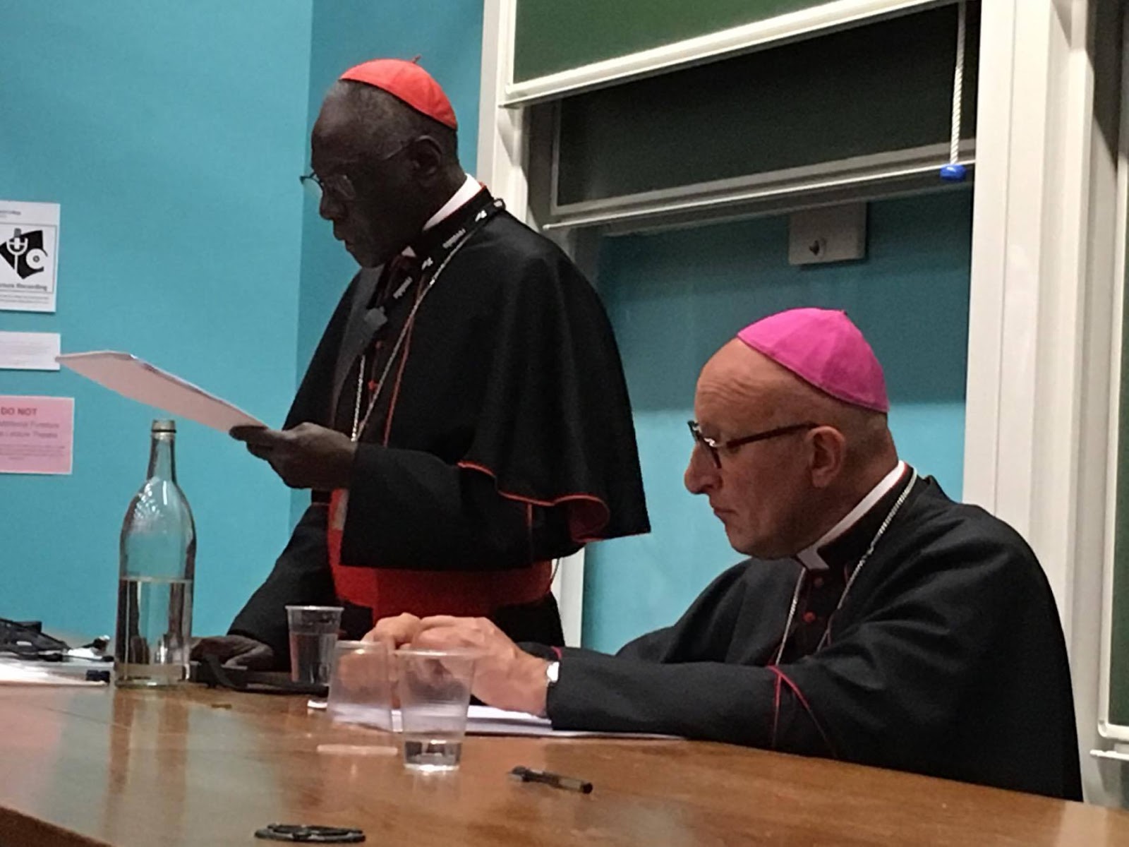 Cardinal Sarah: "priests and the faithful turned together in the same ...