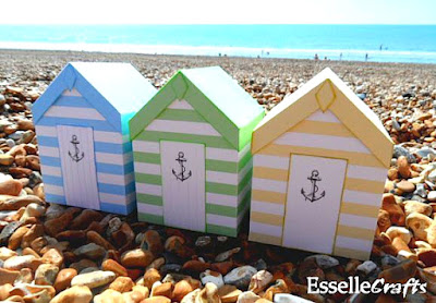 Esselle Crafts: Beach Hut Boxes
