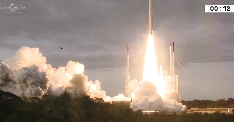 Στο διάστημα ο Ελληνικός δορυφόρος Hellas Sat 4 – Η στιγμή της ...