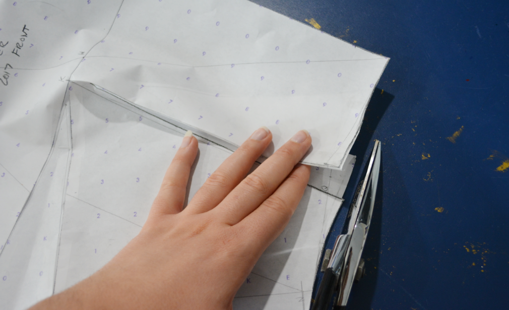 The Closet Historian: Pattern Drafting: Fitting Your New Bodice Sloper