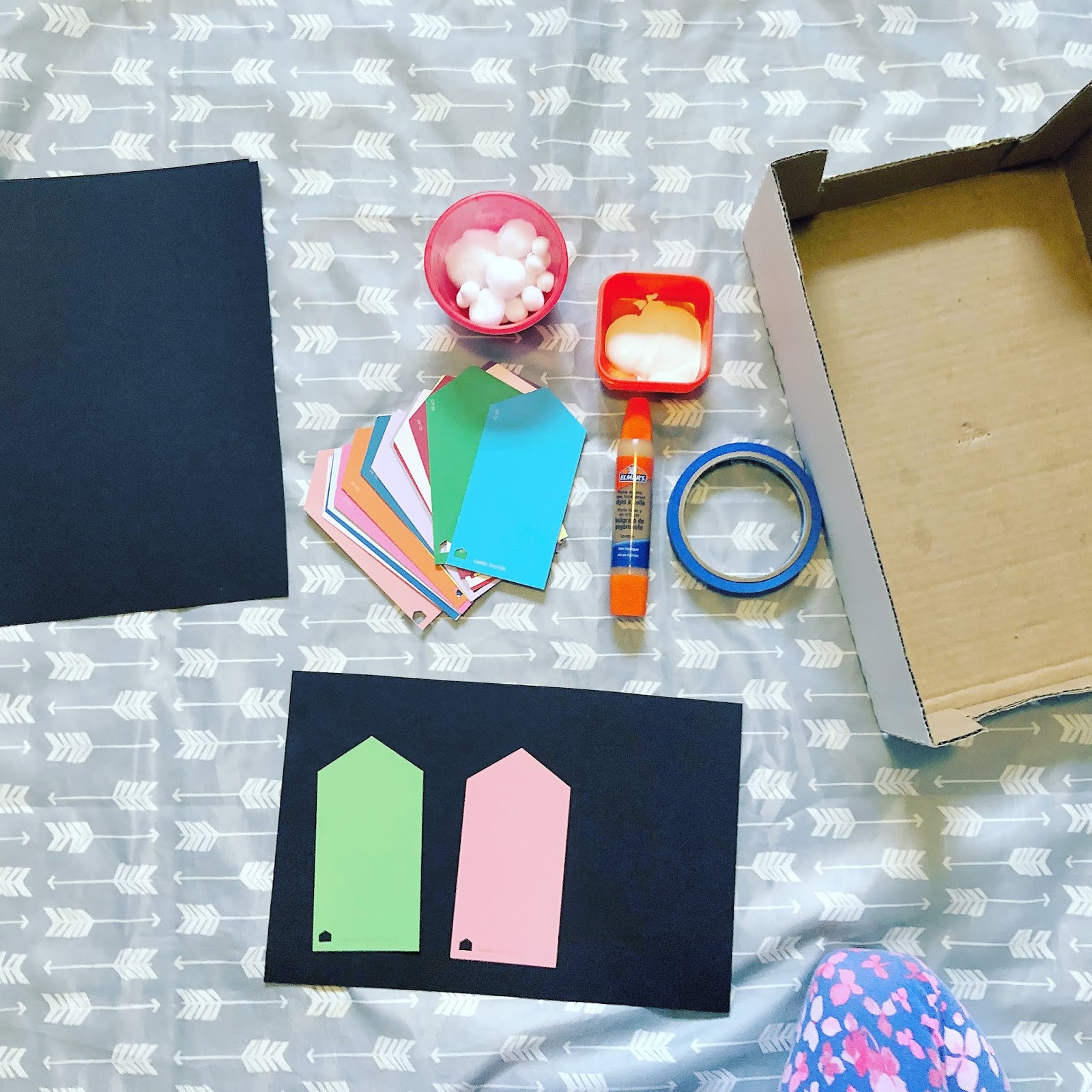 Find the Little Mind: Snowy Rooftops Craft