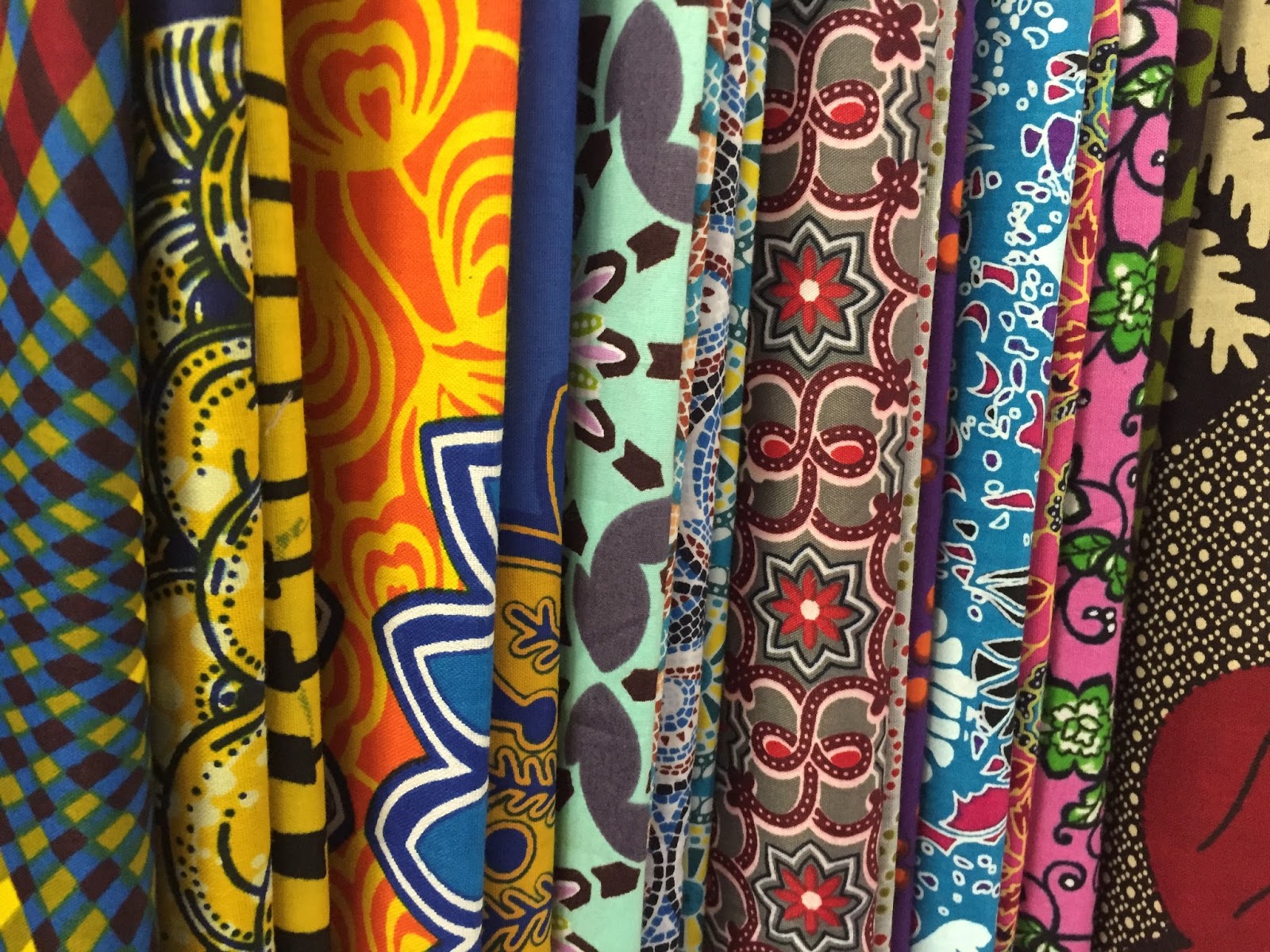 Wanderlust: Colorful Capulanas