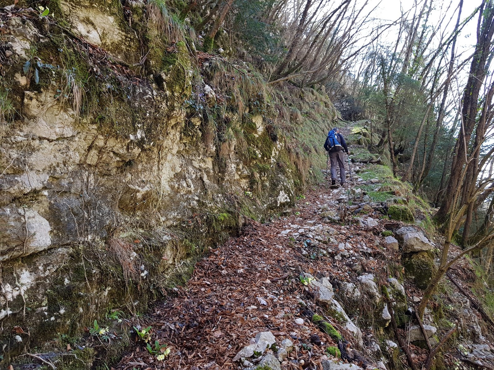 Su strade e sentieri: VAL GADENA - LESSI - MONTE SPITZ - GODELUNA ...