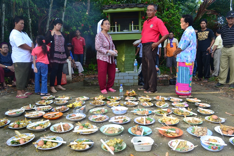 Anak Dayak Sebuyau Lundu: Adat Pauh(istiadat Iban Sebuyau Lundu