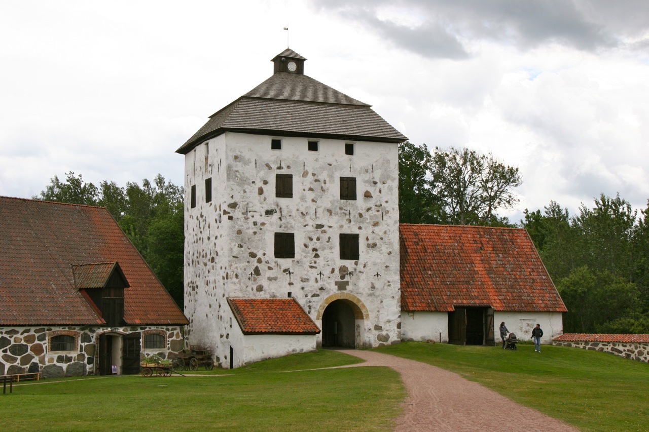 Nya äventyr: Hovdala slott och Plastens hus