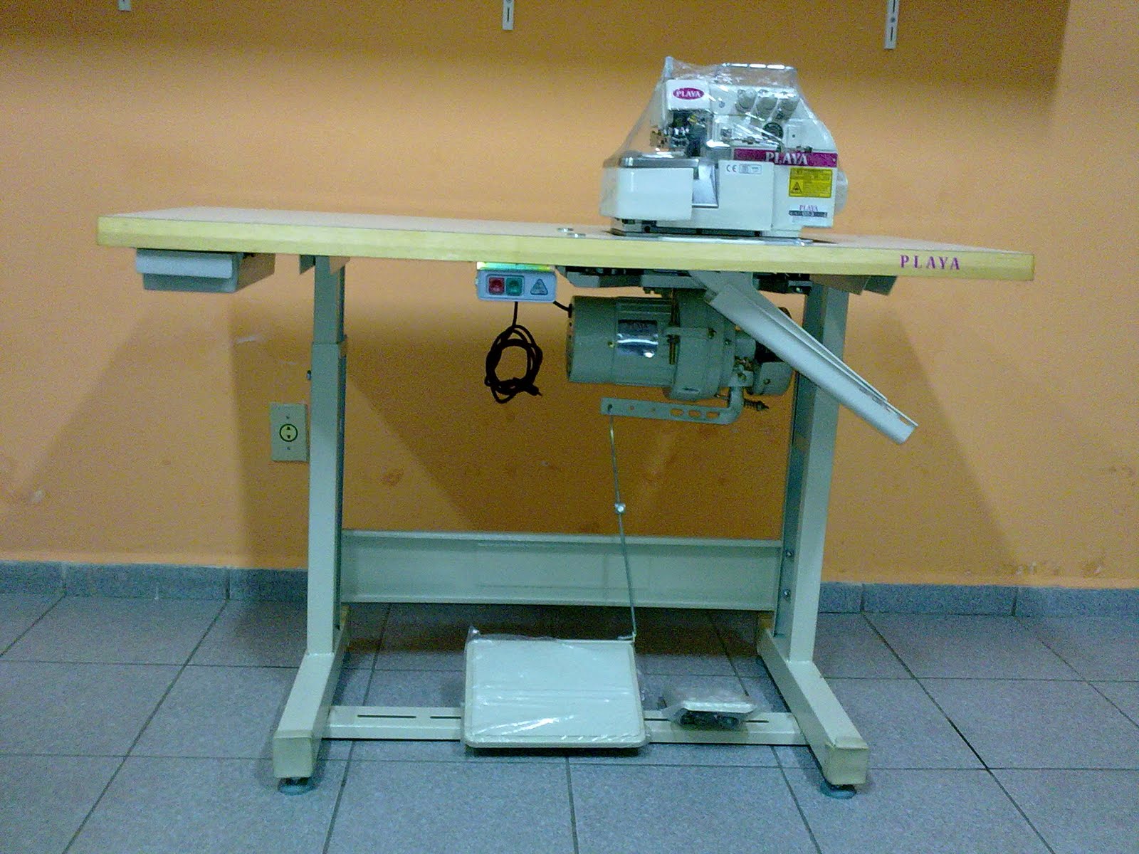 CASA DAS MÁQUINAS DE COSTURA: OVERLOCK