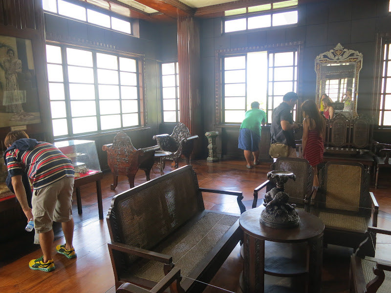 This is Lovelee: The Heritage Town of Taal: Don Leon Apacible Museum