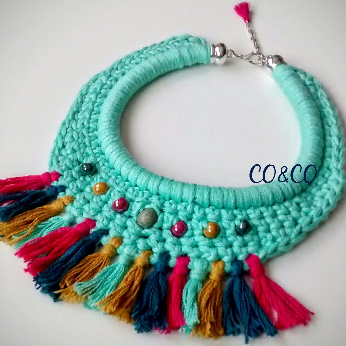 Collarinos & Co.: Collar crochet