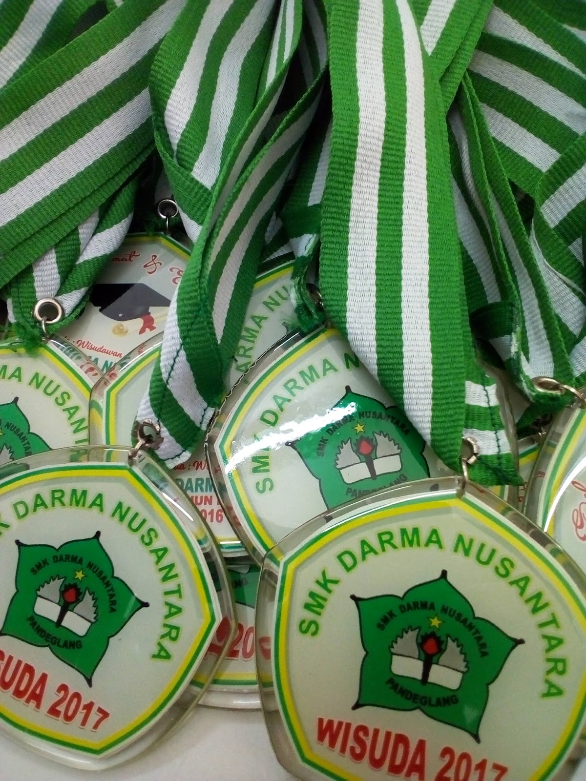 SPESIALIS PRINTING STICKER JAKARTA: JUAL MENDALI AKRILIK JAKARTA||PESAN ...