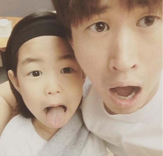 Tablo, "It's okay even if Haru isn't good at math or English" ~ YG Press
