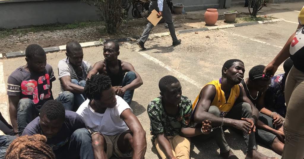 Photos: Undercover Police Officers Comb Oshodi, Arrest Traffic Robbers ... Photos: Undercover Police Officers Comb Oshodi, Arrest Traffic Robbers ...