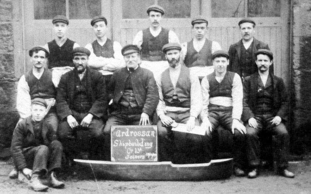Tour Scotland: Old Photograph Shipyard Workers Ardrossan Scotland