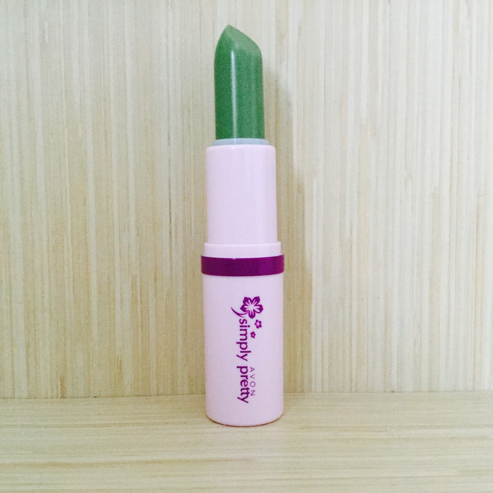 Avon Green Apple Magic Lipstick|Review and Swatches