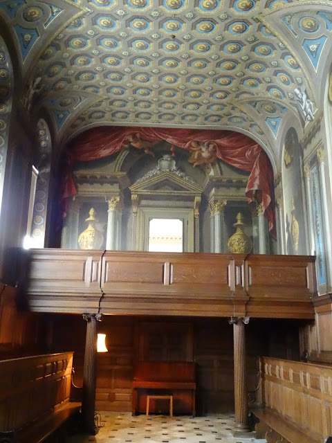 something of the chameleon: Wimpole Hall II The Interior
