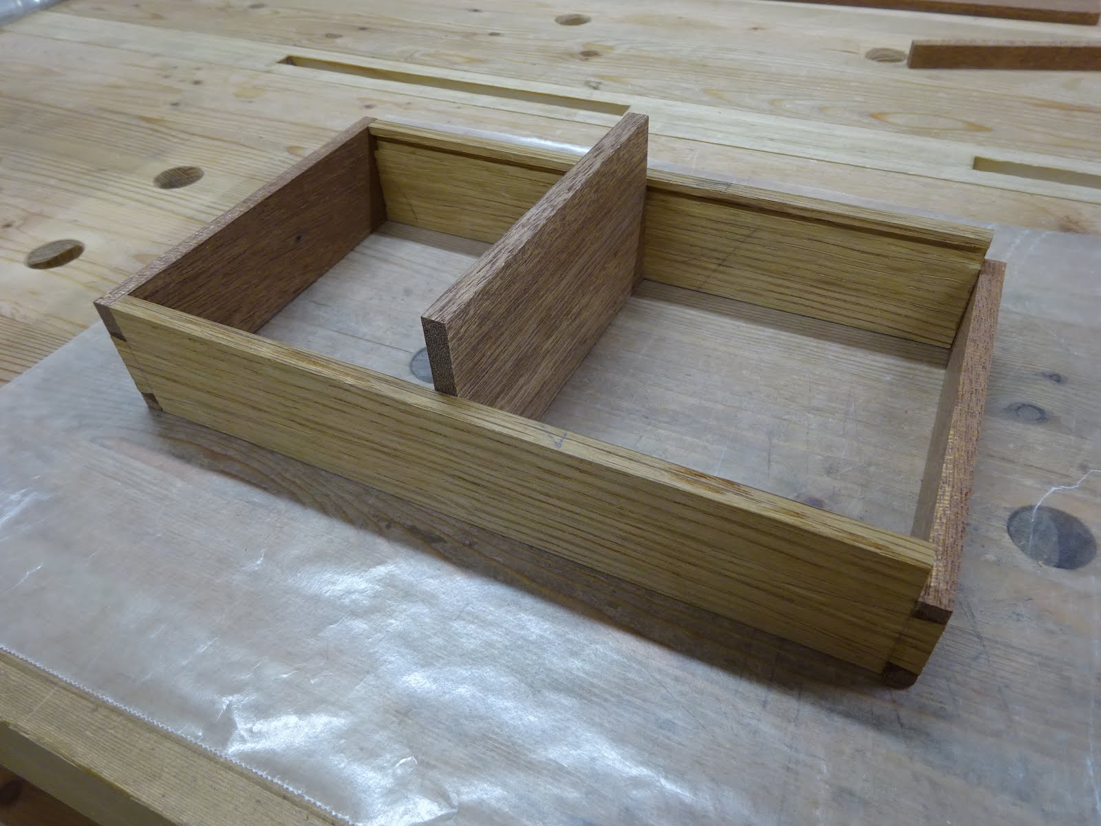 Woodworking in a Tiny Shop: Sliding Lid Boxes Woodworking in a Tiny Shop: Sliding Lid Boxes
