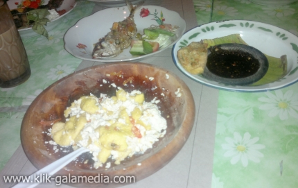 Informasi kuliner: Tahu Bodo Warung Talaga Bikin Ketagihan