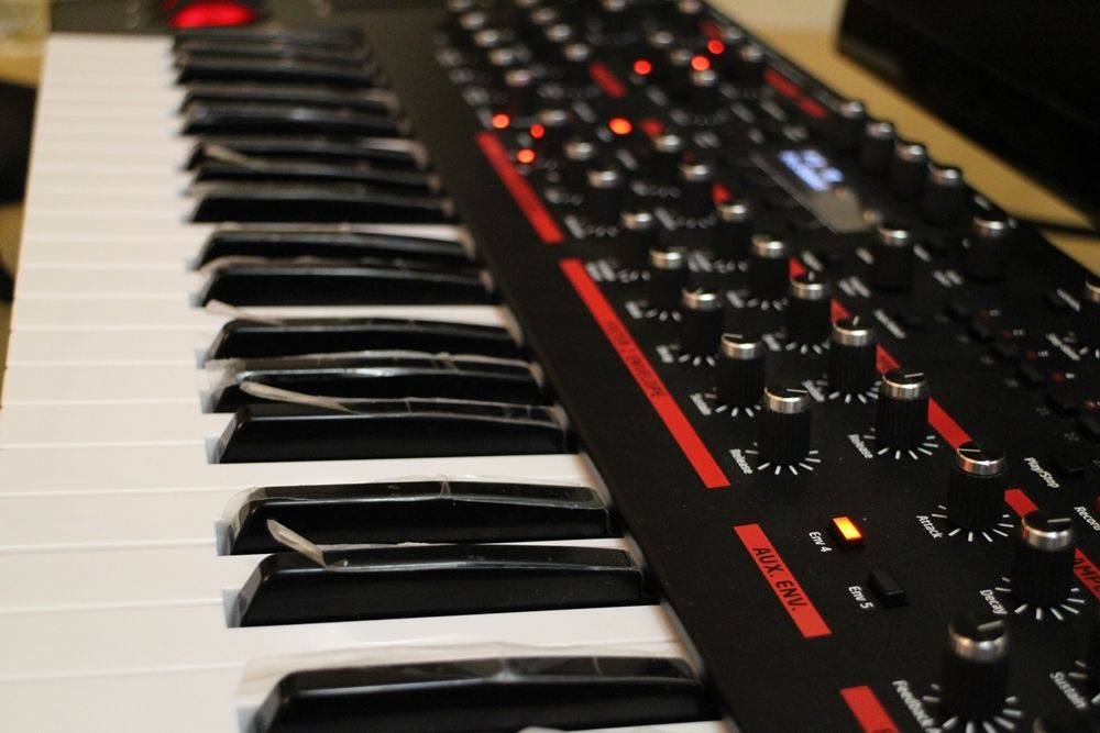 MATRIXSYNTH: Dave Smith Instruments Pro-2 Hybrid Synthesizer