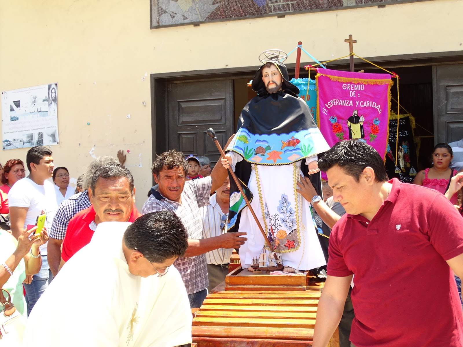 LO MEJOR DE PROGRESO: BAJAN A SAN TELMO EN MEDIO DE VOLADORES