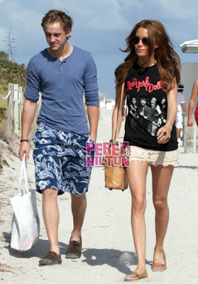 Super Hollywood: Tom Felton And His Girlfriend Jade Olivia Pictures ...