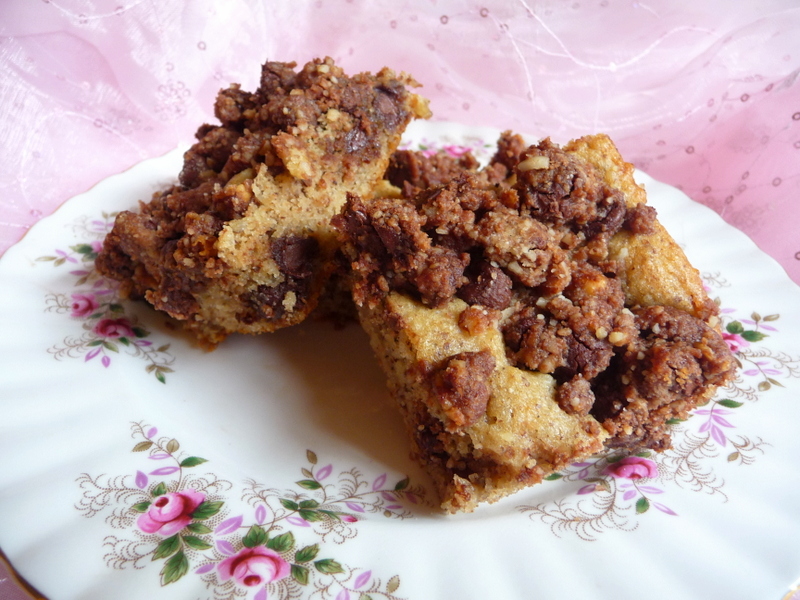 CHOCO CRUMBLE COFFEE CAKE