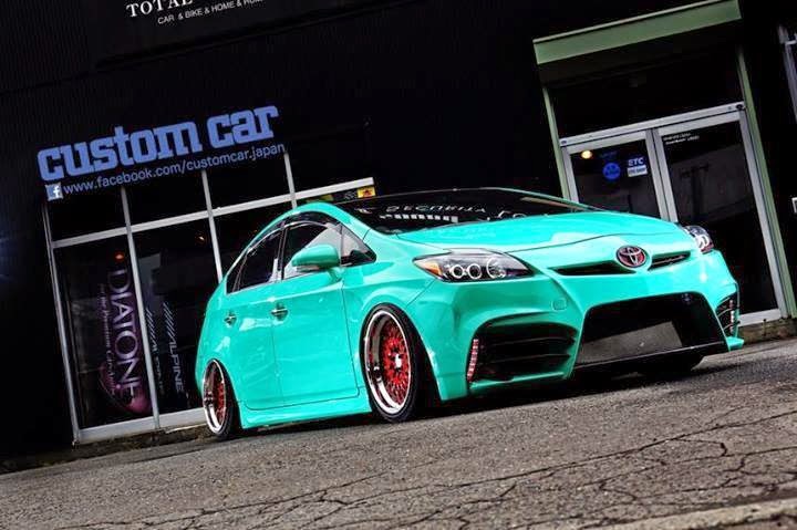 Story Of Car Modification in Worldwide.: TOYOTA PRIUS HYBRID MODIFIED