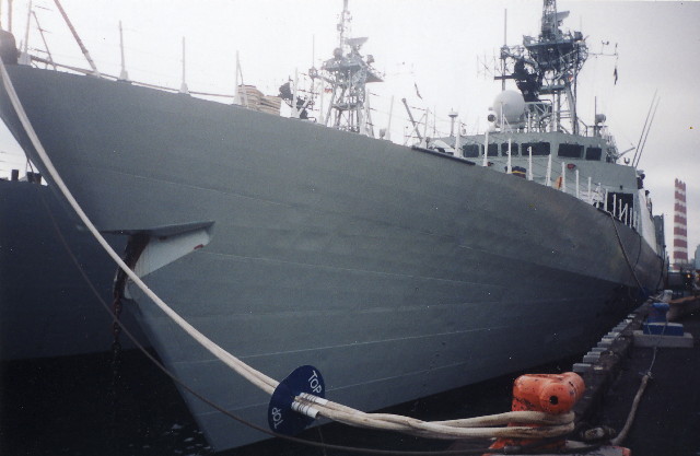 Carlz Boats: Halifax-class Frigate HMCS TORONTO (FFH 333)