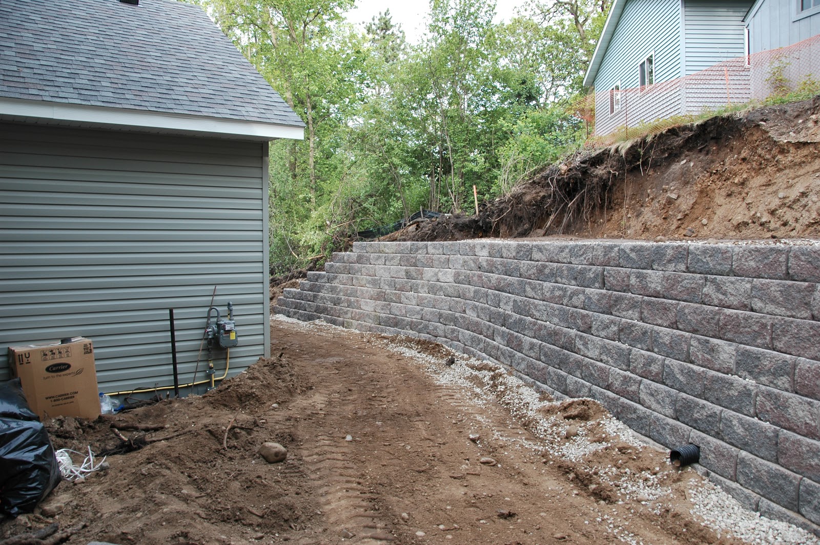 David's ICF Home Build: Retaining wall