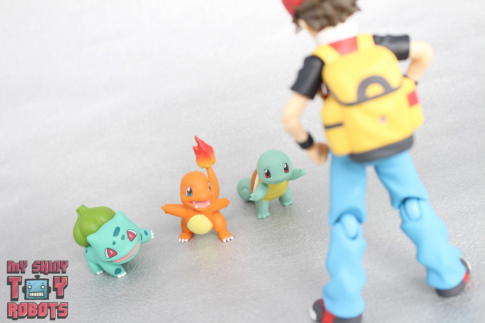 My Shiny Toy Robots: Toybox REVIEW: Figma Red