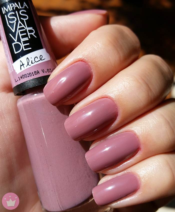 Esmalte Alice da Isis Valverde - Amanda Hossoi