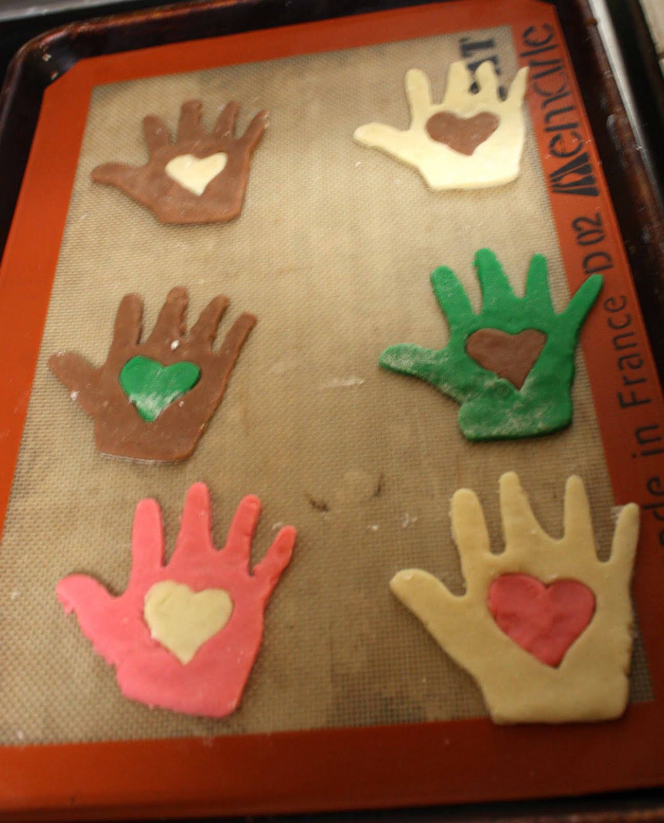 Gourmet Mom on-the-Go: Love in Hand Cookies for MLK Day