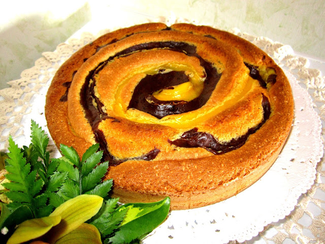 Facili Idee: TORTA GIRELLA CON CREMA AL CIOCCOLATO E PASTICCERA