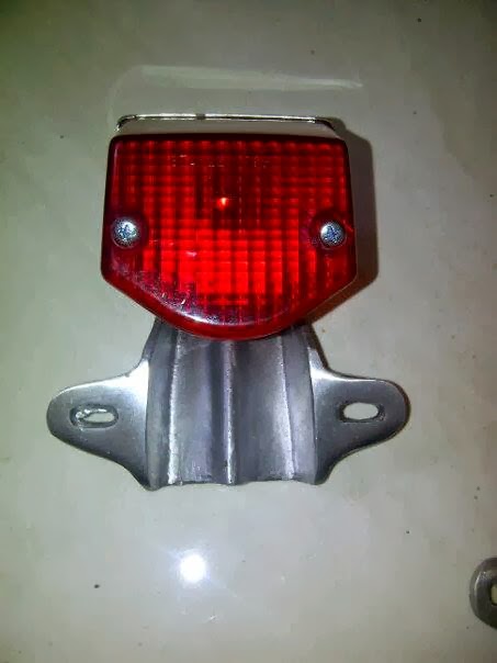 STOP LAMP ANEKA MACAM UNIK DAN GAHAR | BURSA CLASSIC INDONESIA