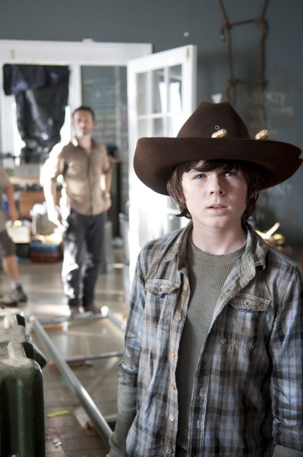 THE WALKING DEAD: ENTREVISTA AL CASTING Y FOTOS DEL EPISODIO 3X12 "CLEAR"