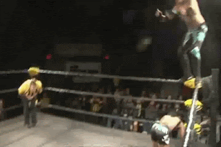Wrestling Gifs: 450 Splash