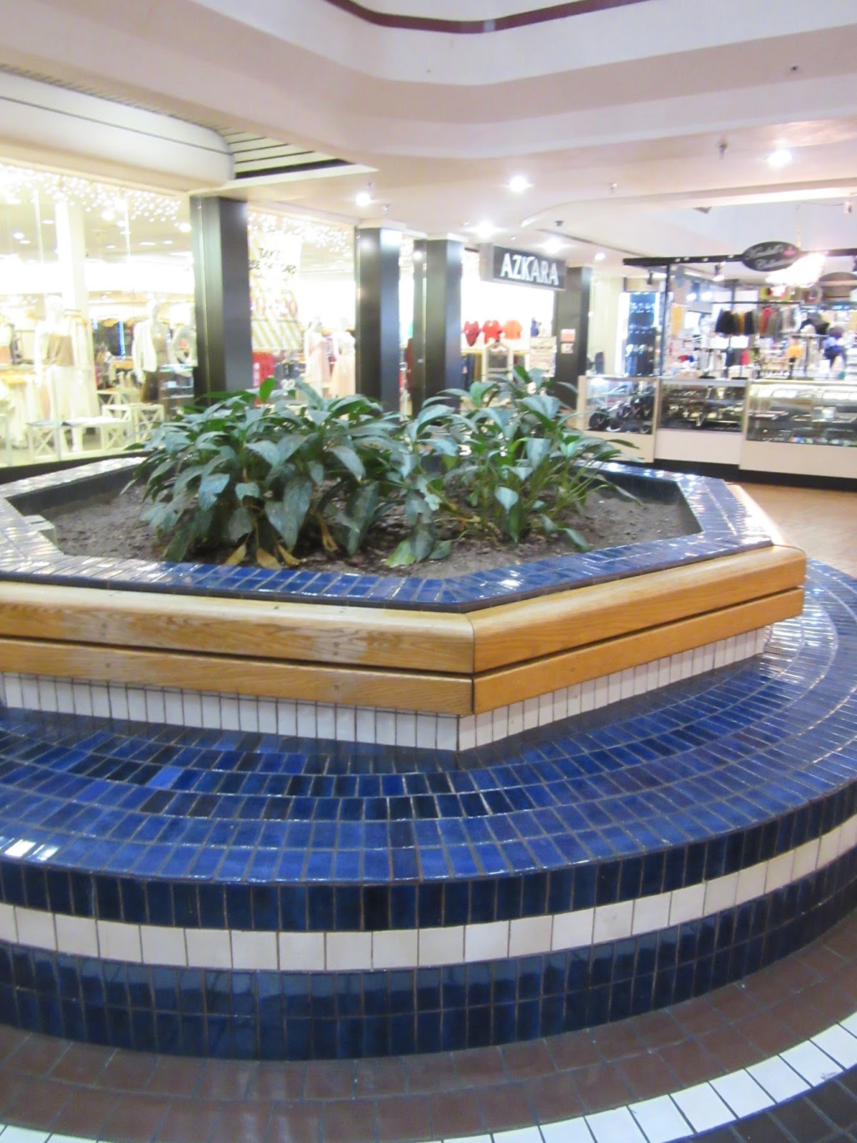 Can Manchester Center Mall be saved? - Stop and Move