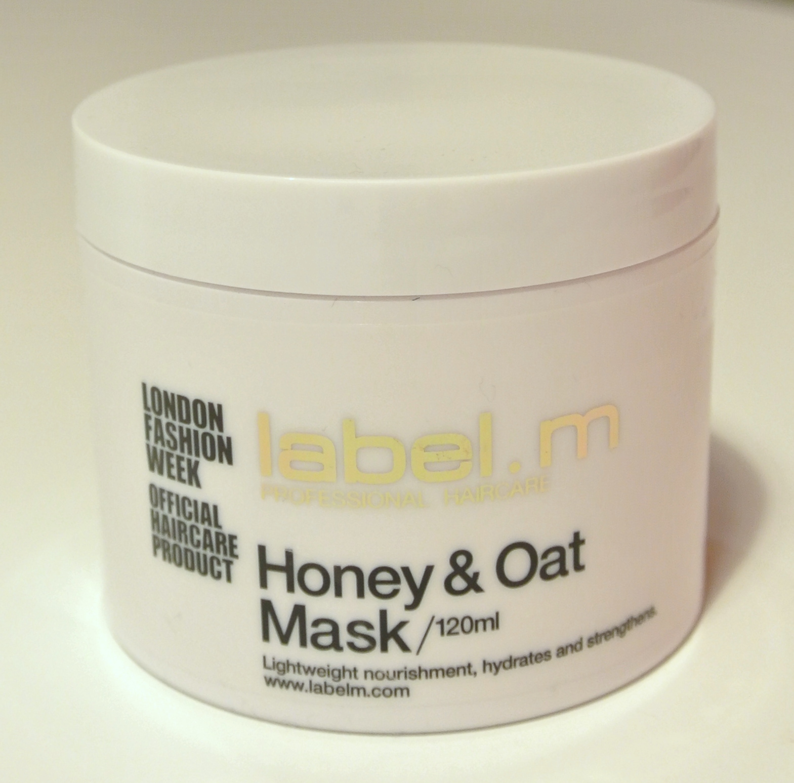 Colour by Ninni: Label M - Honey & Oat Mask